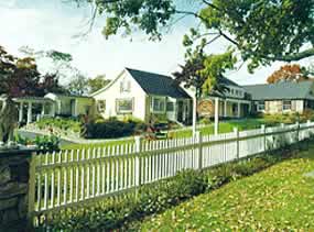 The Spinning Wheel Inn in Redding Ridge, Connecticut