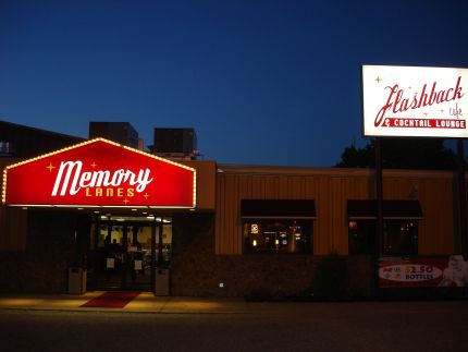 Memory Lanes and Flashback Cafe in Minneapolis, Minnesota