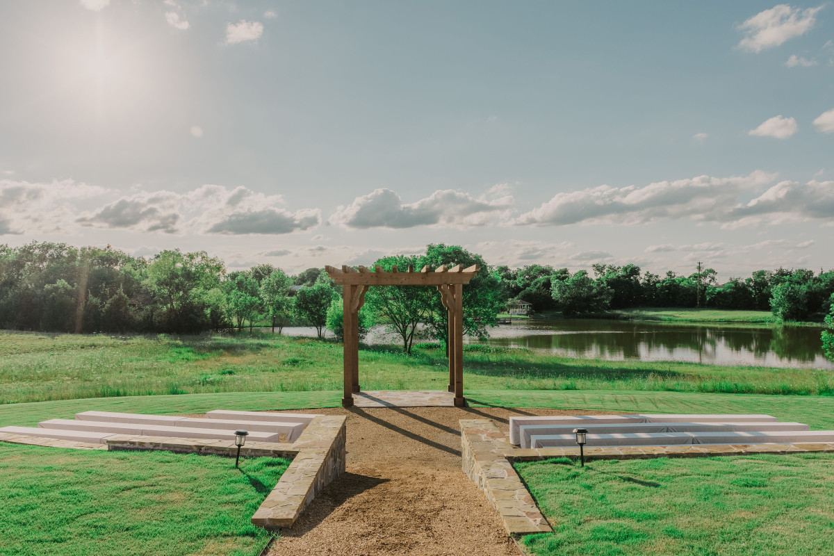 Willow Pond Venue in Princeton, Texas